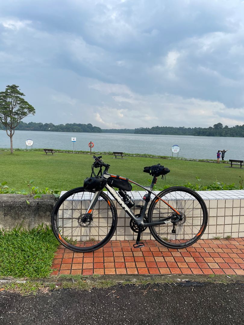 Giant FastRoad Comax 2, Sports Equipment, Bicycles & Parts, Bicycles on ...