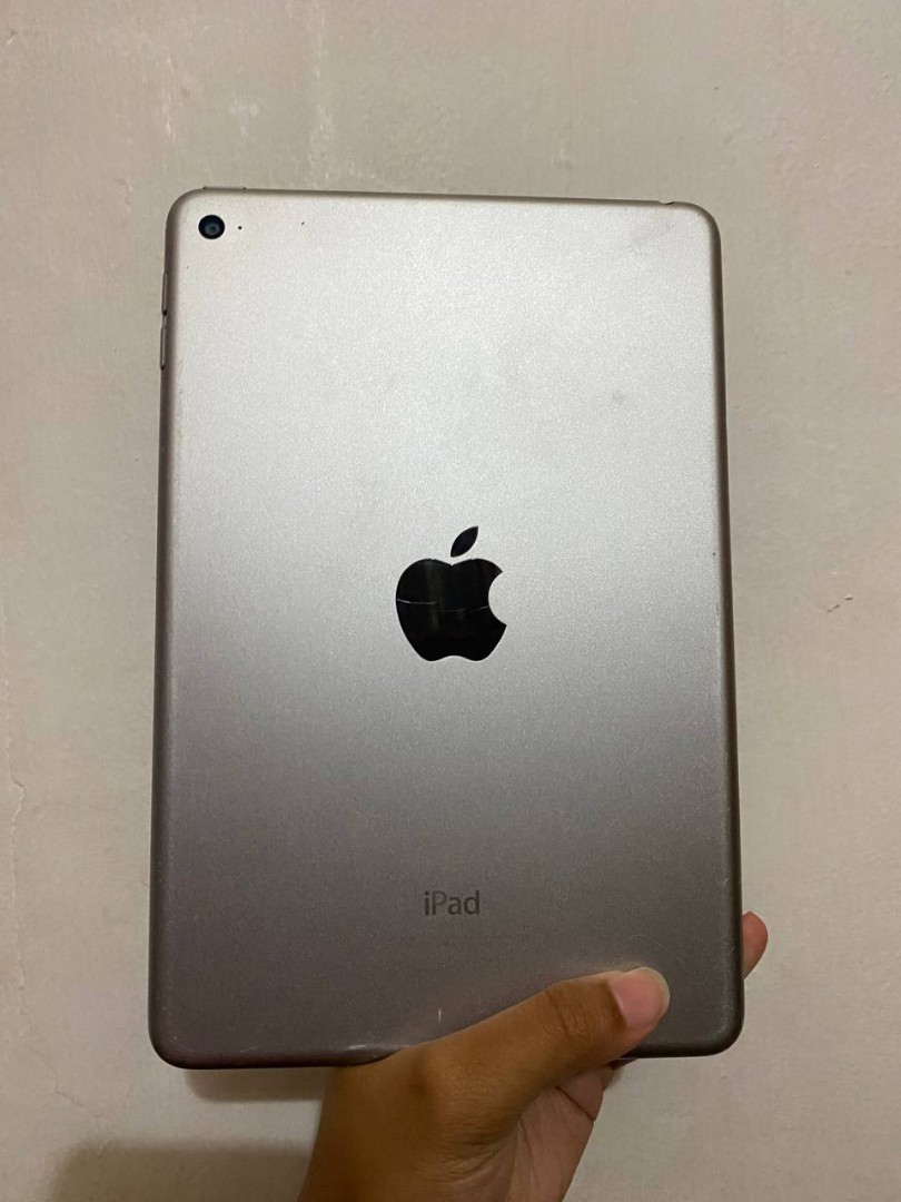 IPad Mini 4th gen with free lightning cable, Mobile Phones & Gadgets ...