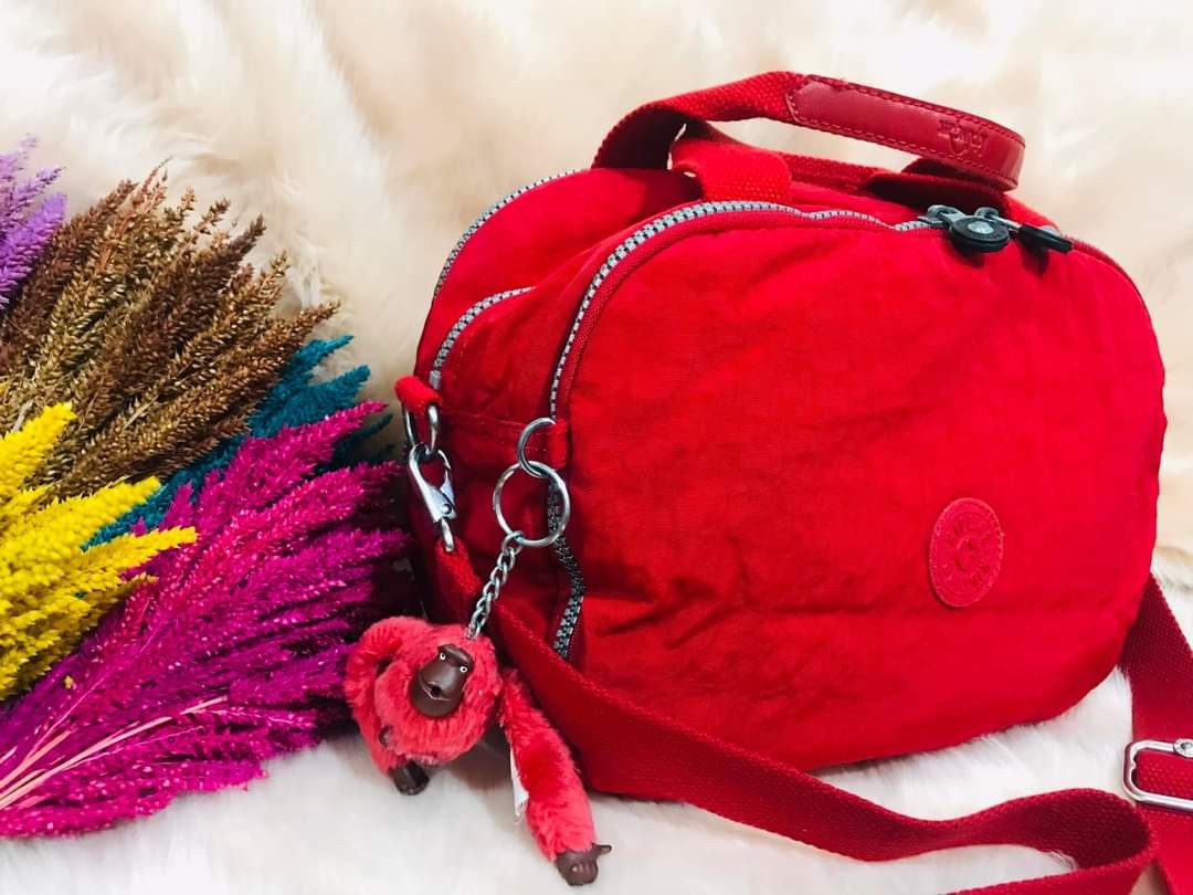 KIPLING RED 2WAY, Women's Fashion, Bags & Wallets, Cross-body Bags on ...