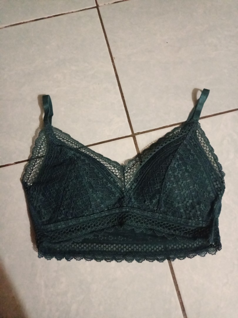 Korean bra, Fesyen Wanita, Pakaian Wanita, Lainnya di Carousell