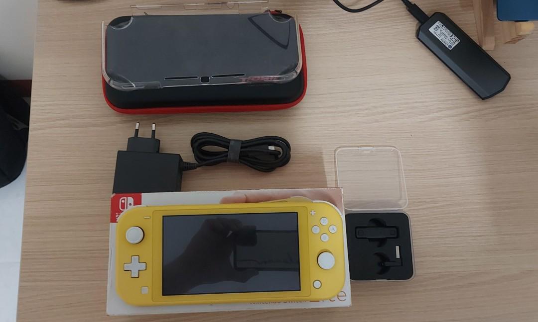 Nintendo Switch lite, Video Gaming, Video Game Consoles, Nintendo on ...