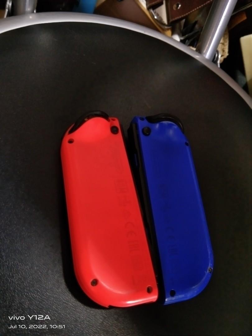 Nintendo switch Red and Blue, Video Gaming, Gaming Accessories ...