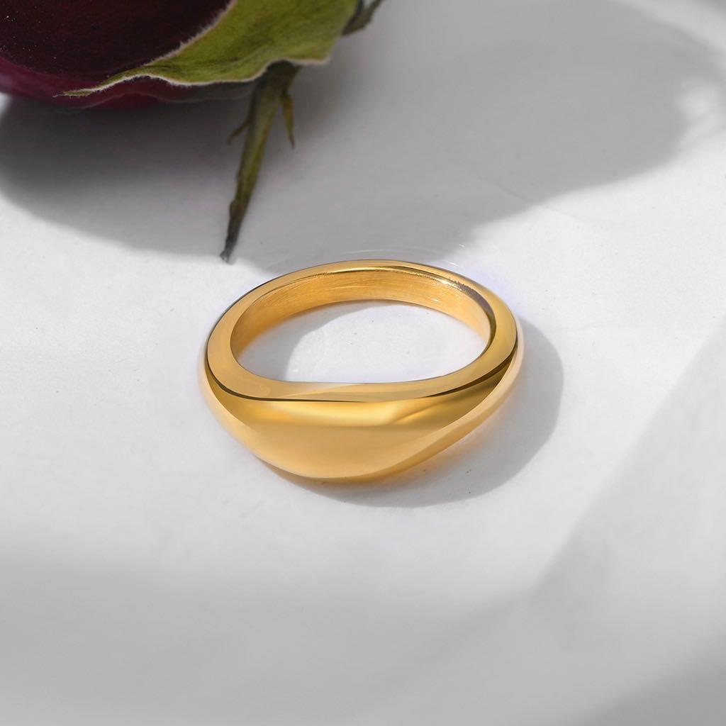 Oden Form Ring, Women's Fashion, Jewelry & Organisers, Rings on Carousell