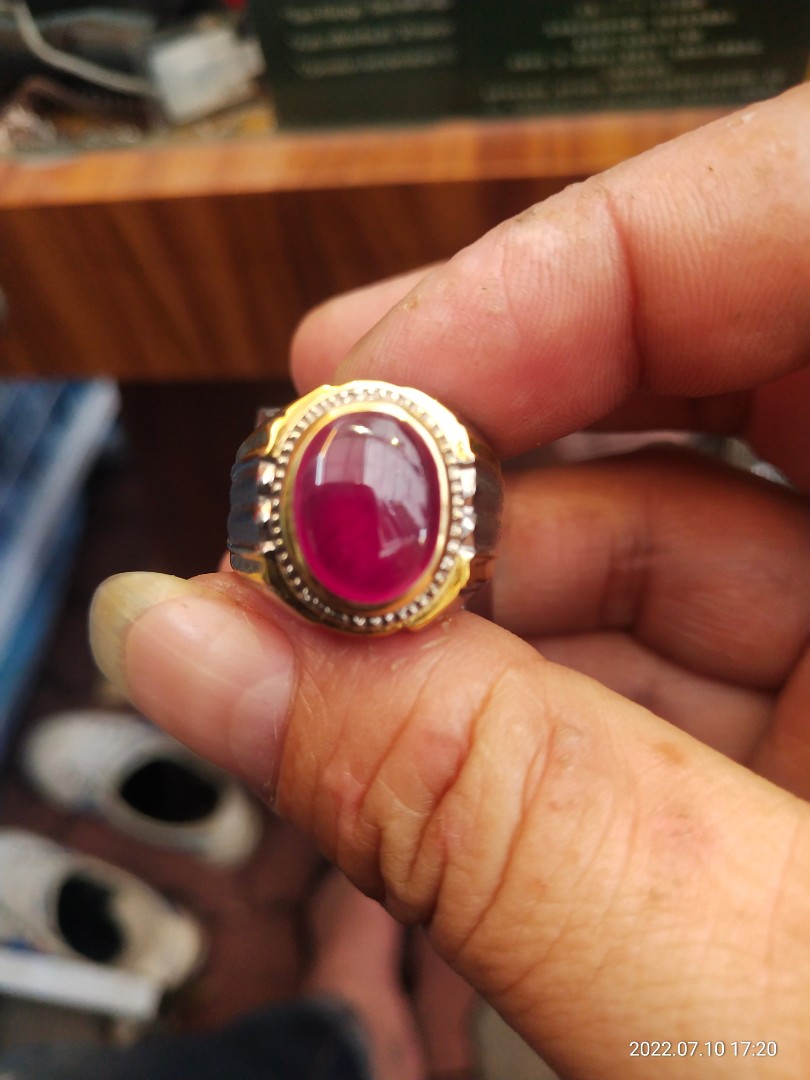 Ruby, Hobbies & Toys, Memorabilia & Collectibles, Vintage Collectibles ...