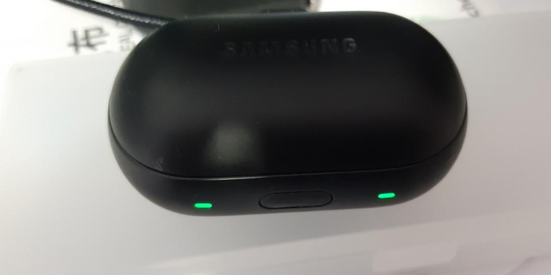Samsung SM-R140 (Earbuds) & EB-PR140 (Cradle), Audio, Headphones ...