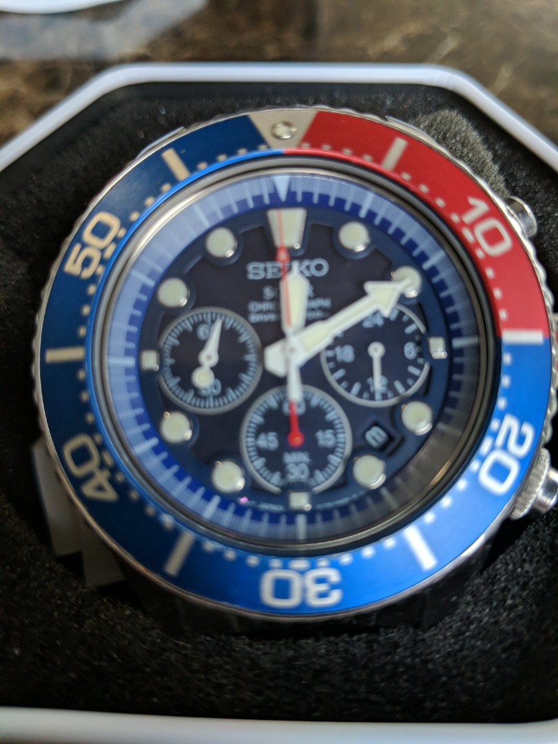 Seiko Solar Chronograph Screw Down Crown Divers Mens Watch SSC019P1 ...