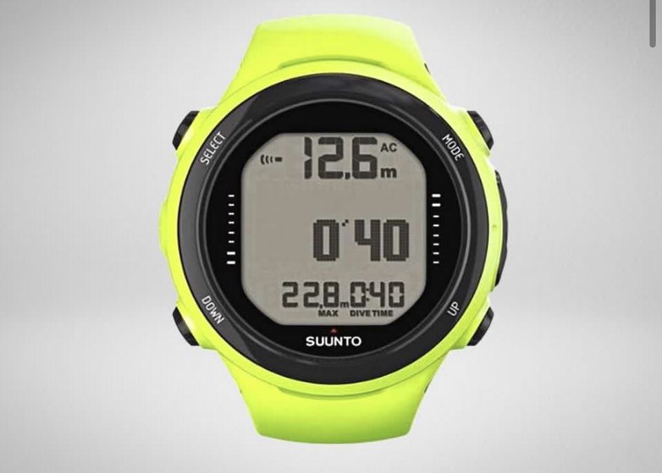 Suunto D41 dive computer, Sports Equipment, Other Sports Equipment and ...