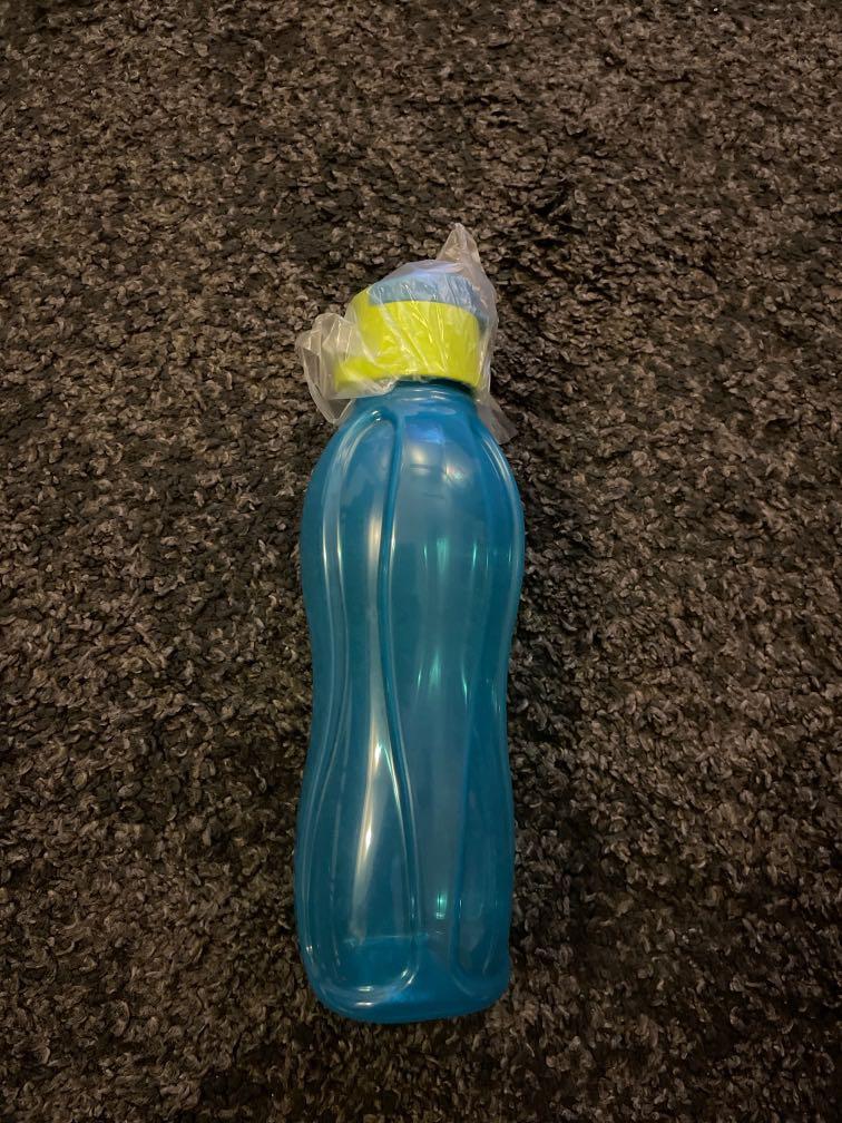 Tupperware Blue Water Bottle 500ml, Furniture & Home Living ...