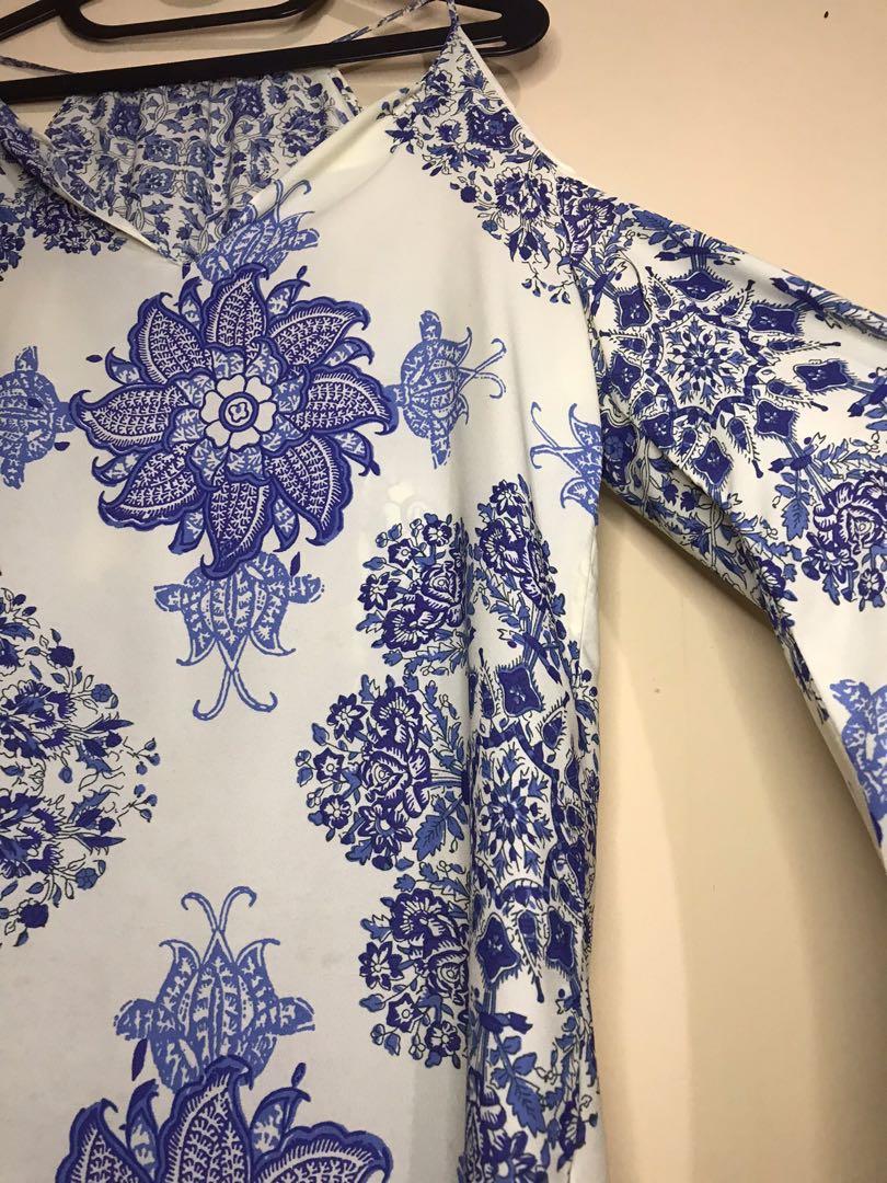 Batik sabrina dress, Fesyen Wanita, Pakaian Wanita, Gaun & Rok di Carousell