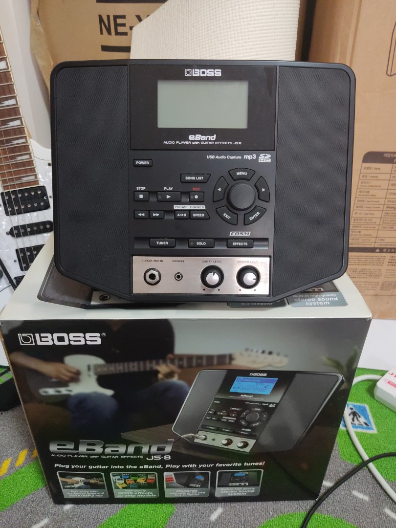 Boss Eband Guitar effect. JS8 (with built in Amps), Hobbies & Toys ...