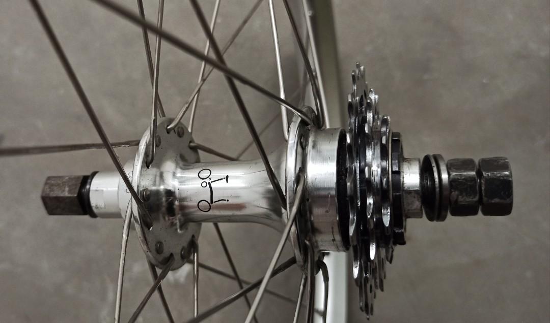 Brompton 2 speed wheel set modified external 3, Sports Equipment ...