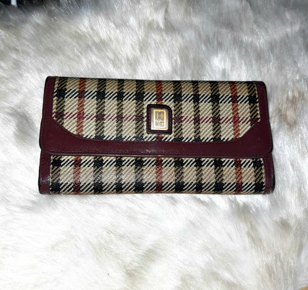Daks wallet, Women's Fashion, Bags & Wallets, Wallets & Card holders on ...
