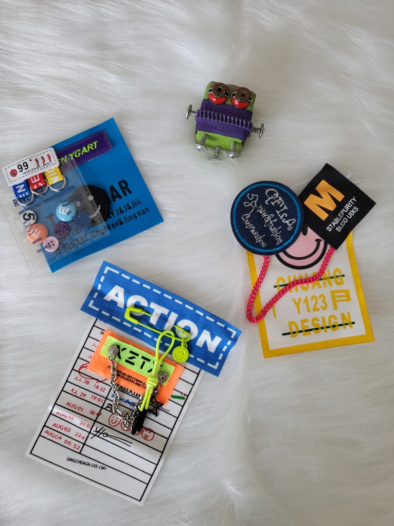 Fun Brooches, Women's Fashion, Jewelry & Organisers, Brooches on Carousell