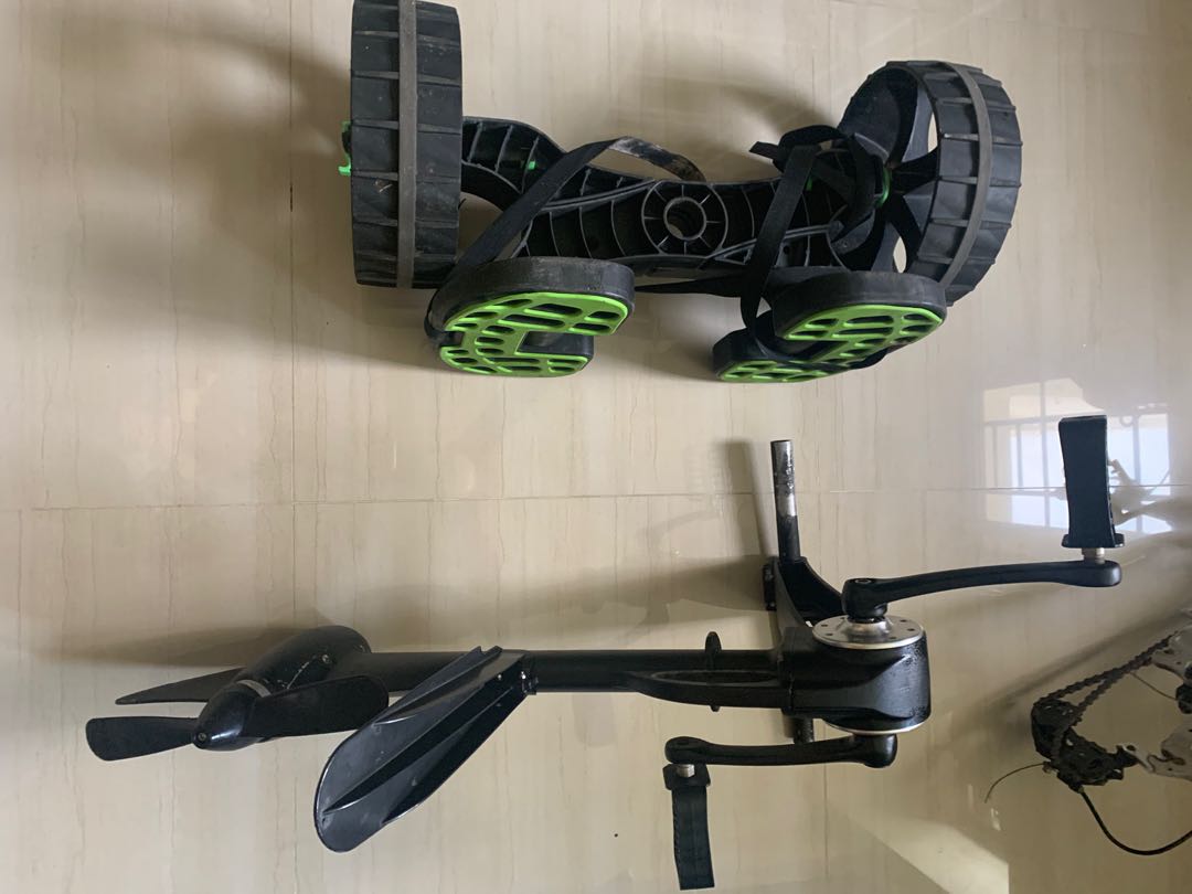 Kayak leg paddle and Wheels, Sports Equipment, Other Sports Equipment ...