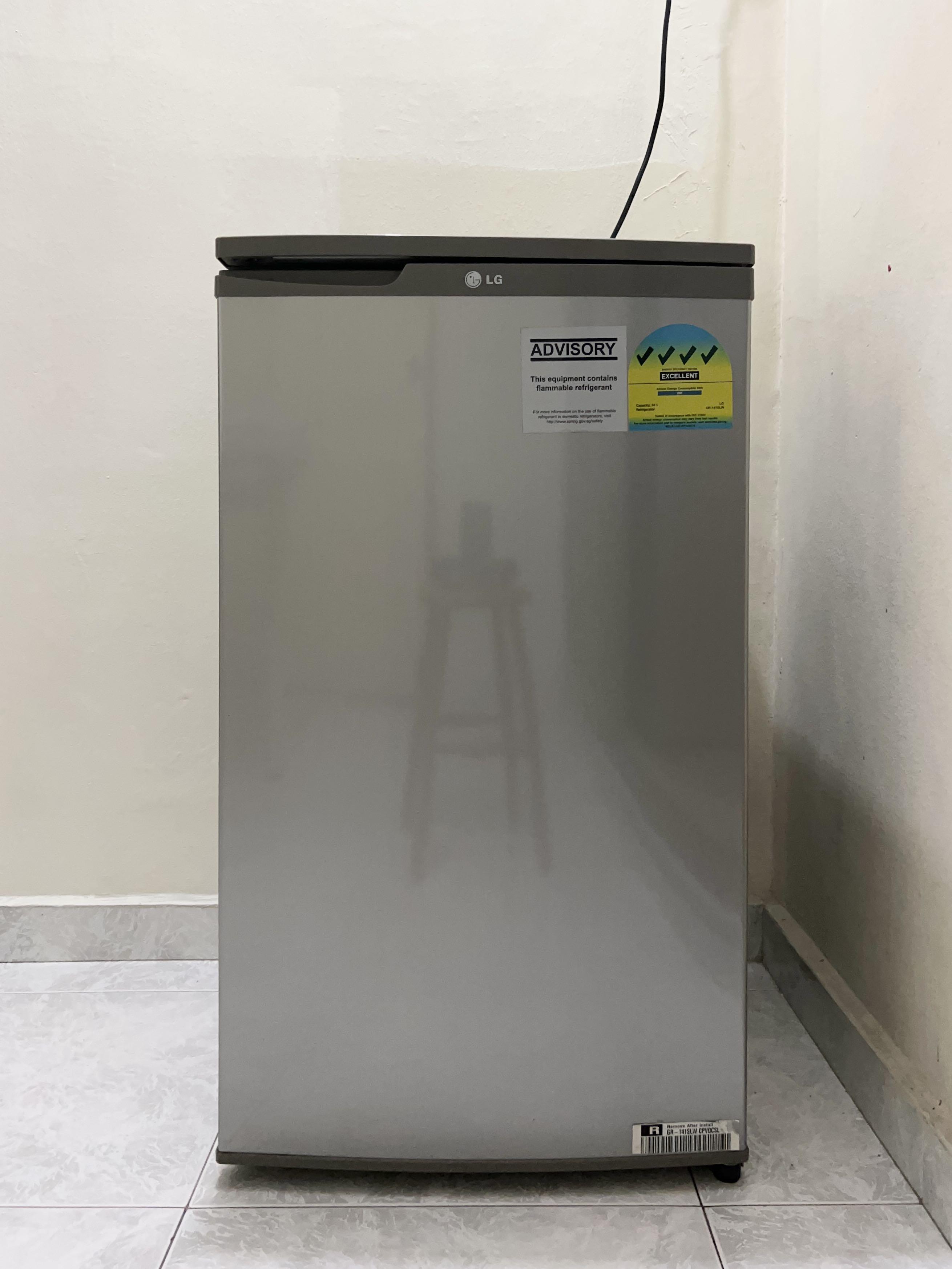 LG Bar Fridge 94L (4 ticks), TV & Home Appliances, Kitchen Appliances ...