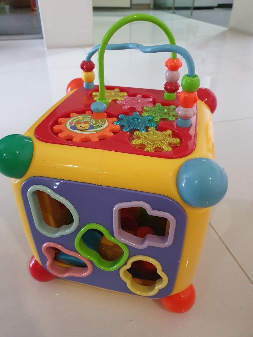 Multi-sensory cube toy, Babies & Kids, Infant Playtime on Carousell