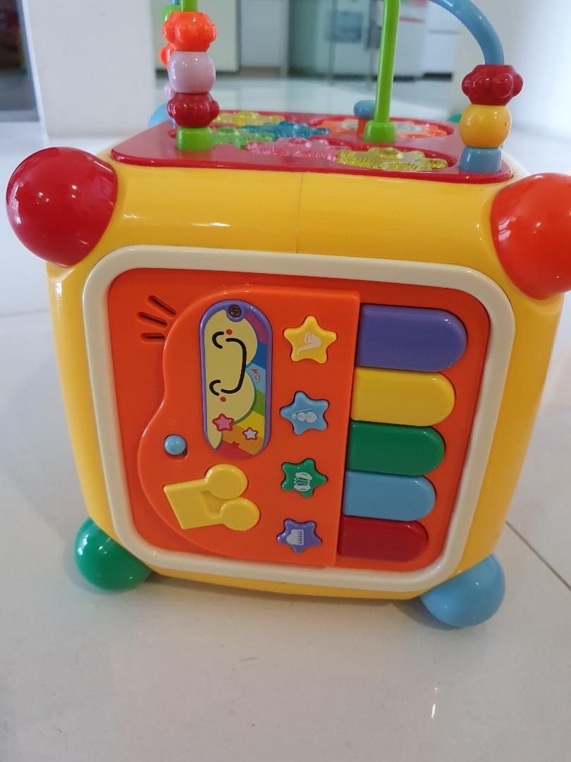 Multi-sensory cube toy, Babies & Kids, Infant Playtime on Carousell