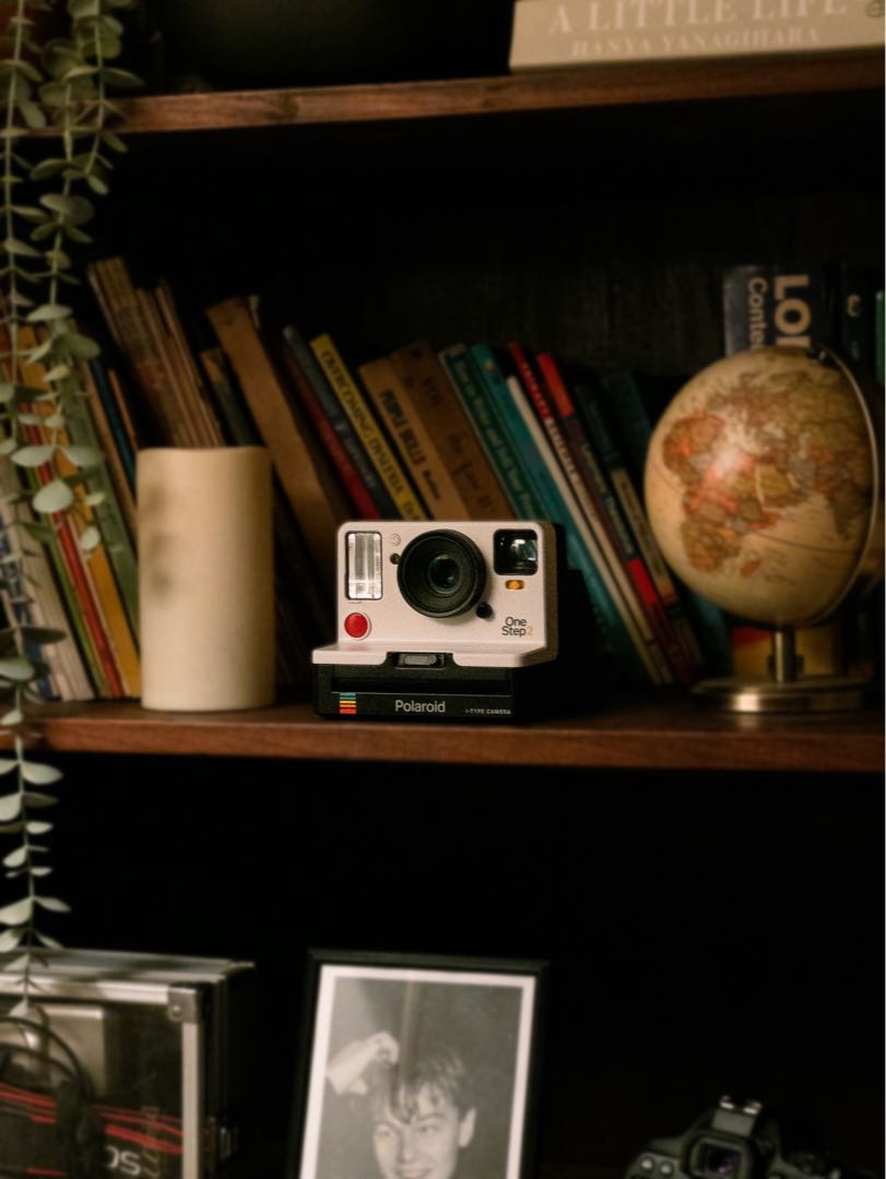 Polaroid One Step 2 i-Type Camera, Photography, Cameras on Carousell