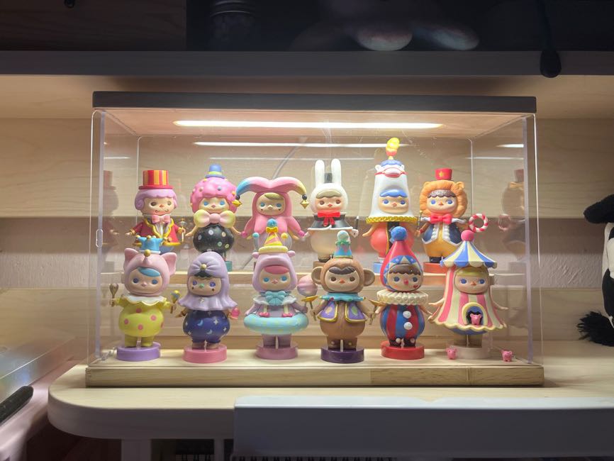 popmart plucky circus babies whole set + light box display [PREORDER ...