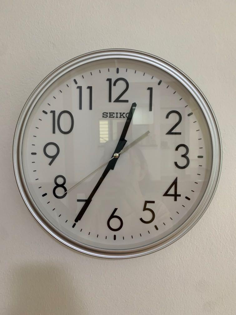Seiko Wall Clock, Furniture & Home Living, Home Decor, Clocks on Carousell