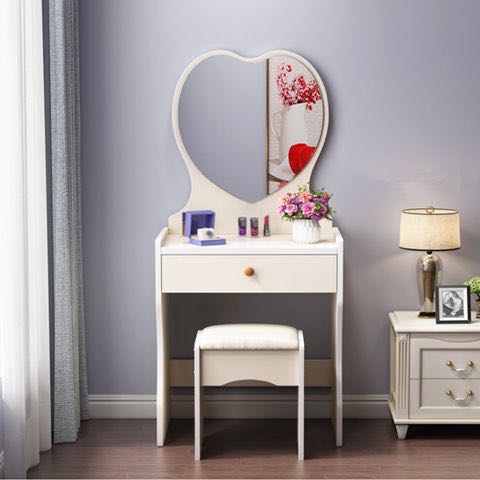 SIMPLE HEART SHAPE DRESSING TABLE, Furniture & Home Living, Furniture ...