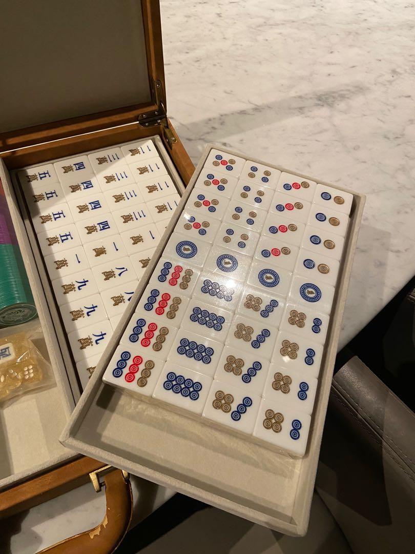 SQ Gold Mahjong set, Hobbies & Toys, Toys & Games on Carousell