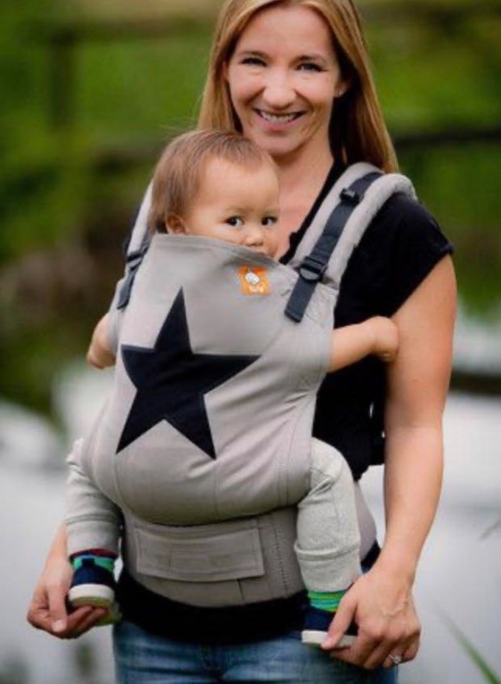 Tula Toddler Carriers The Star ⭐️, Babies & Kids, Going Out, Carriers ...