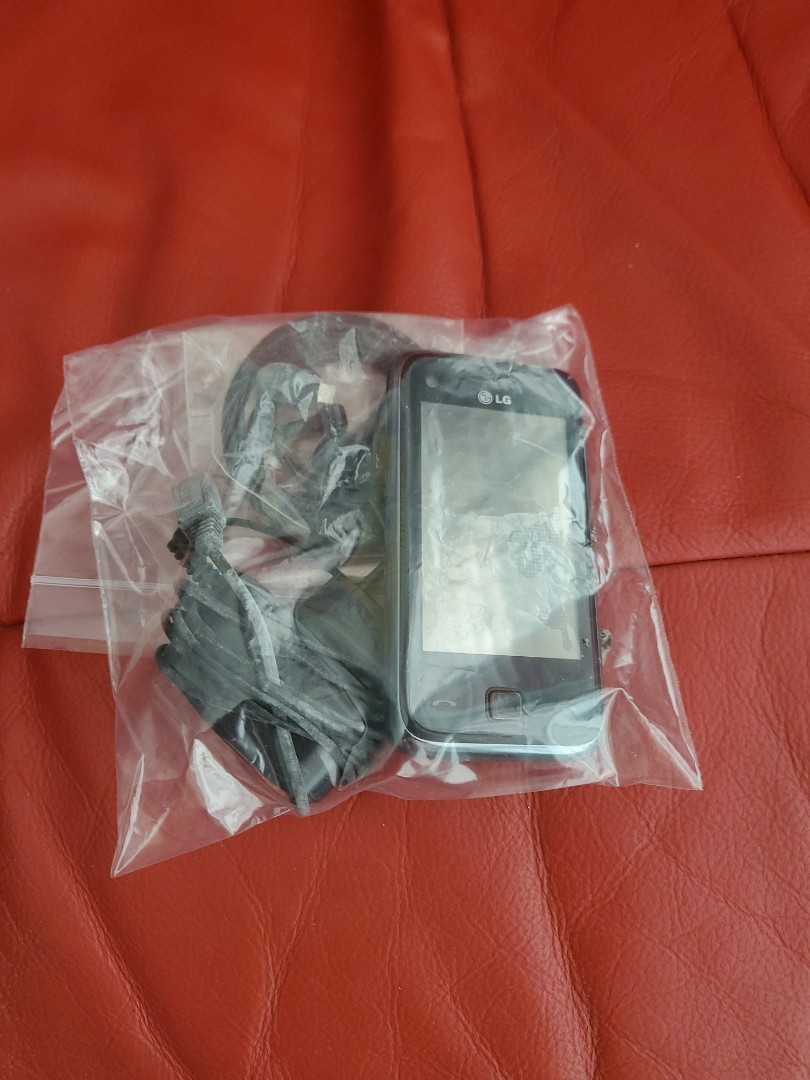 Very old LG phone for acting prop, Mobile Phones & Gadgets, Mobile ...