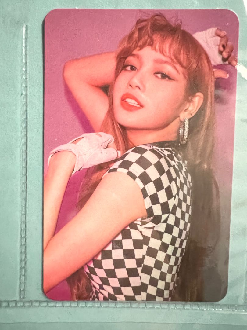 (wts) Blackpink Lisa square up photocard, Hobbies & Toys, Memorabilia ...