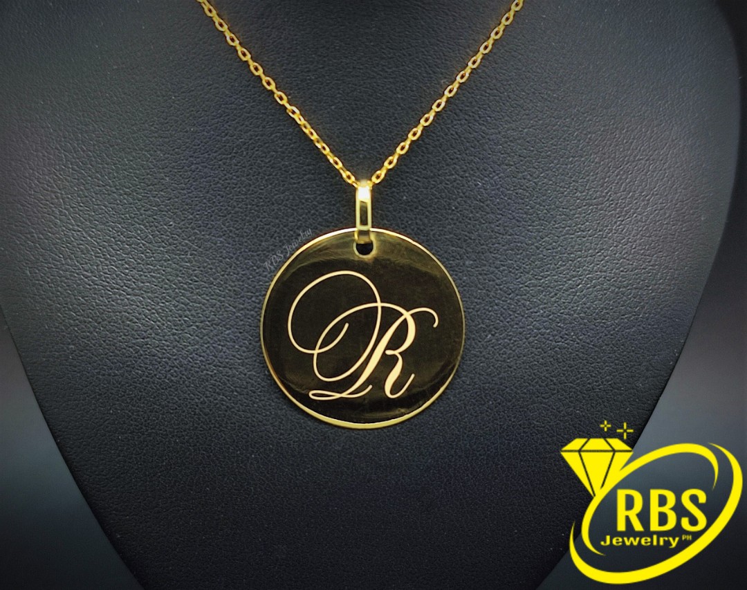 18k Personalized Gold Disc Pendant, Luxury, Accessories on Carousell