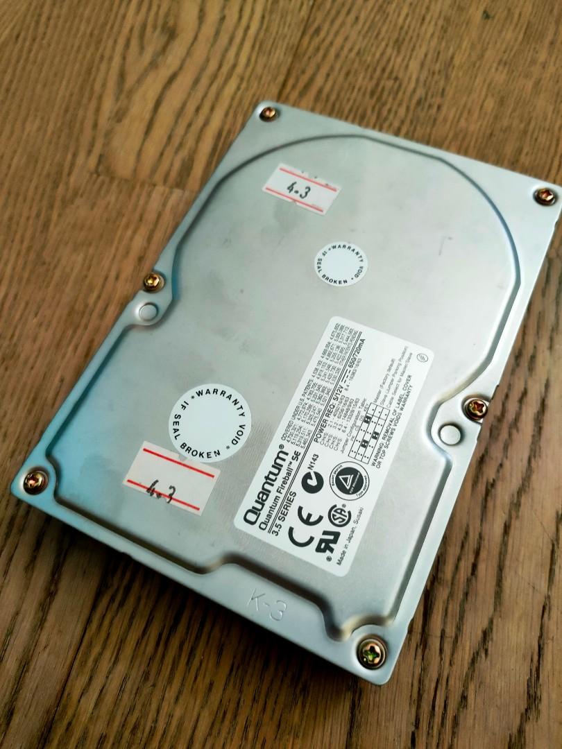 19 hour usage: QUANTUM FIREBALL SE4.3A 4.3 GB 3.5" IDE hard disk drive ...