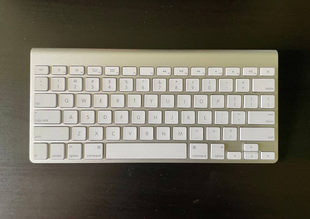 Apple Wireless Keyboard A1314 Computers And Tech Parts And Accessories Computer Keyboard On