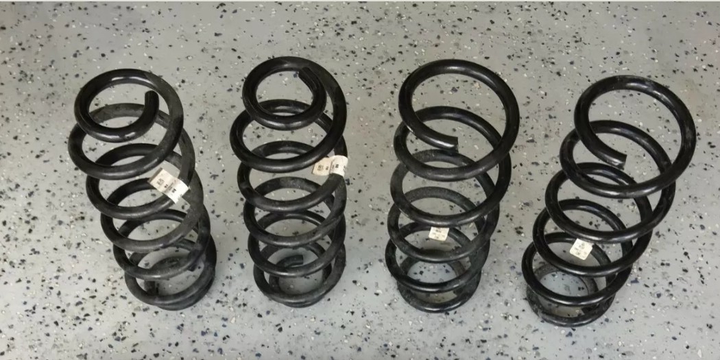 Audi A4 B9 Original Stock Springs, Car Accessories, Accessories on ...