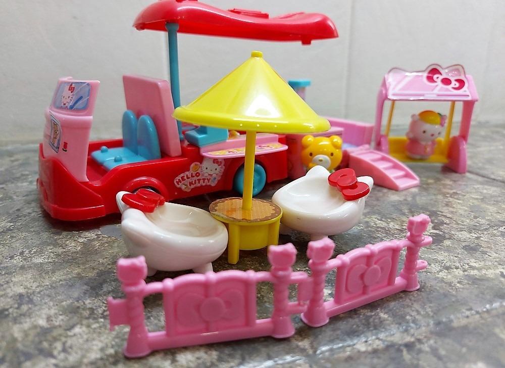 Authentic HELLO KITTY Food Truck Playset, Hobbies & Toys, Toys & Games ...