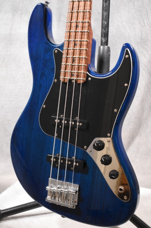 Bacchus Woodline Bass Guitar (WL4-ASH/RSM BLU), Hobbies & Toys, Music ...