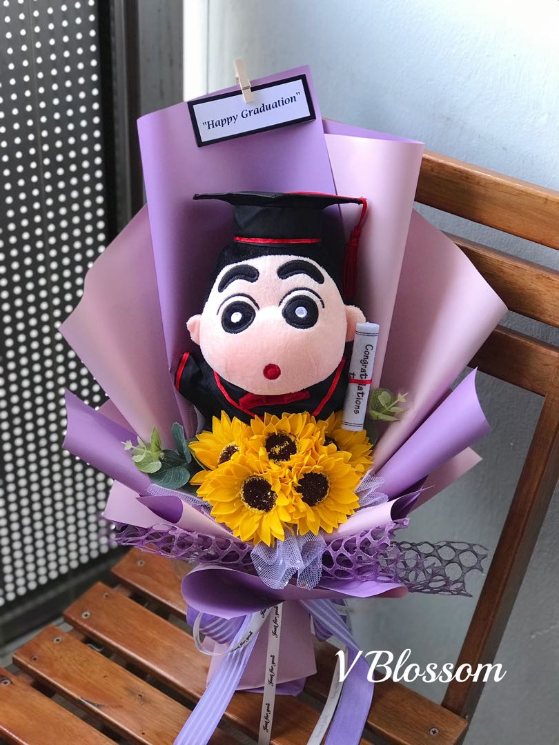 Crayon Shin-Chan Graduation Bouquet with Soap Flower, Hobbies & Toys ...