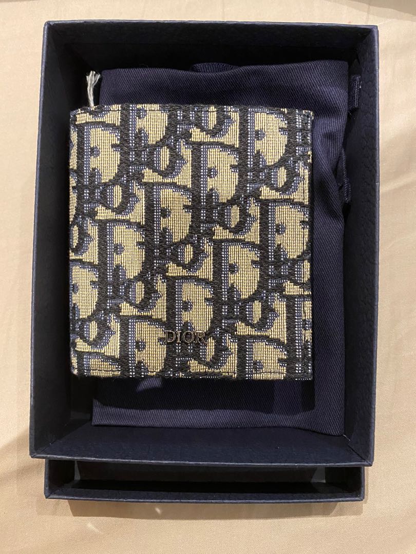 Dior Vertical Wallet, Men's Fashion, Watches & Accessories, Wallets ...