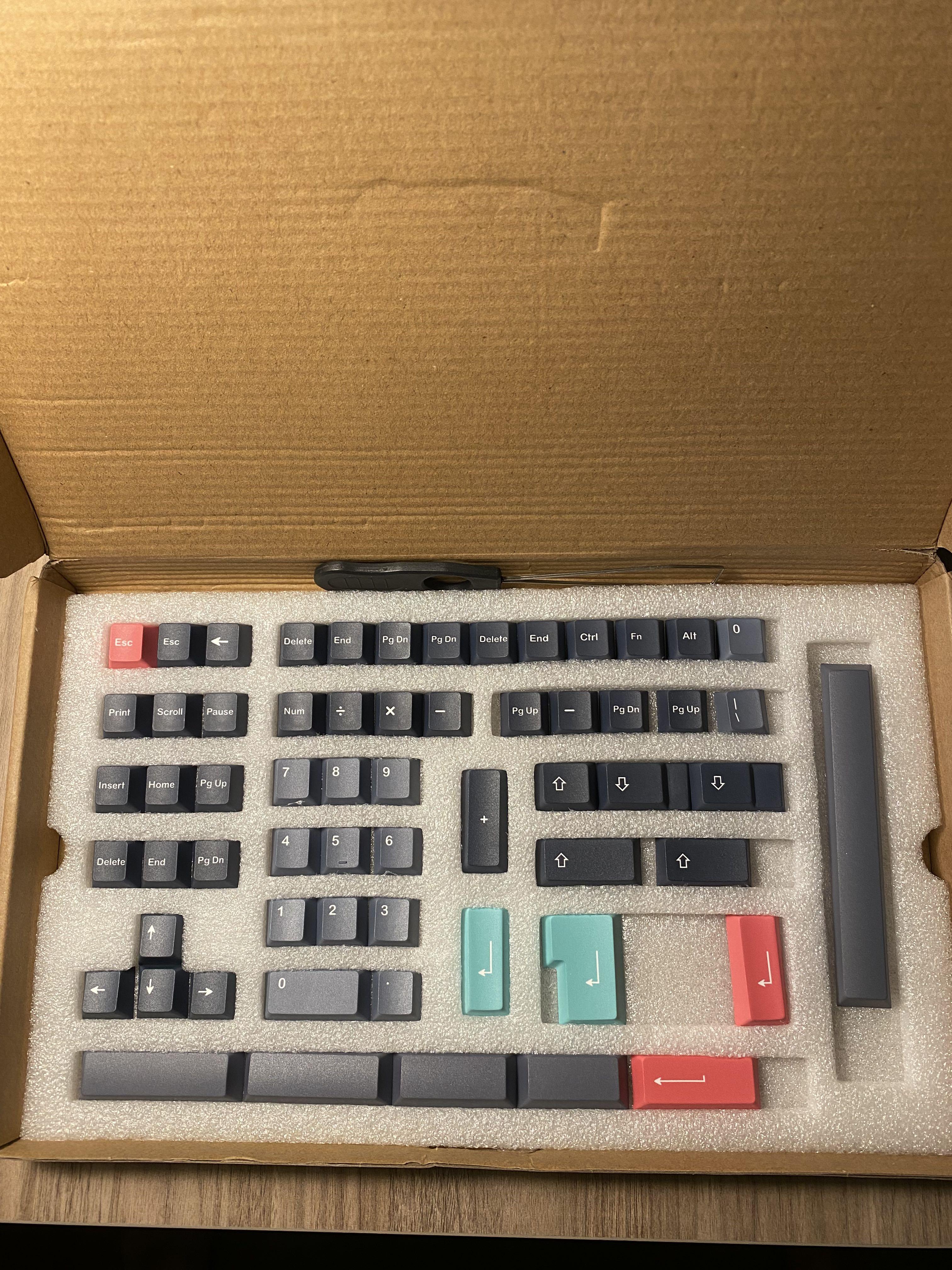 GMK modern dolch clone | PBT cherry profile, Computers & Tech, Parts ...