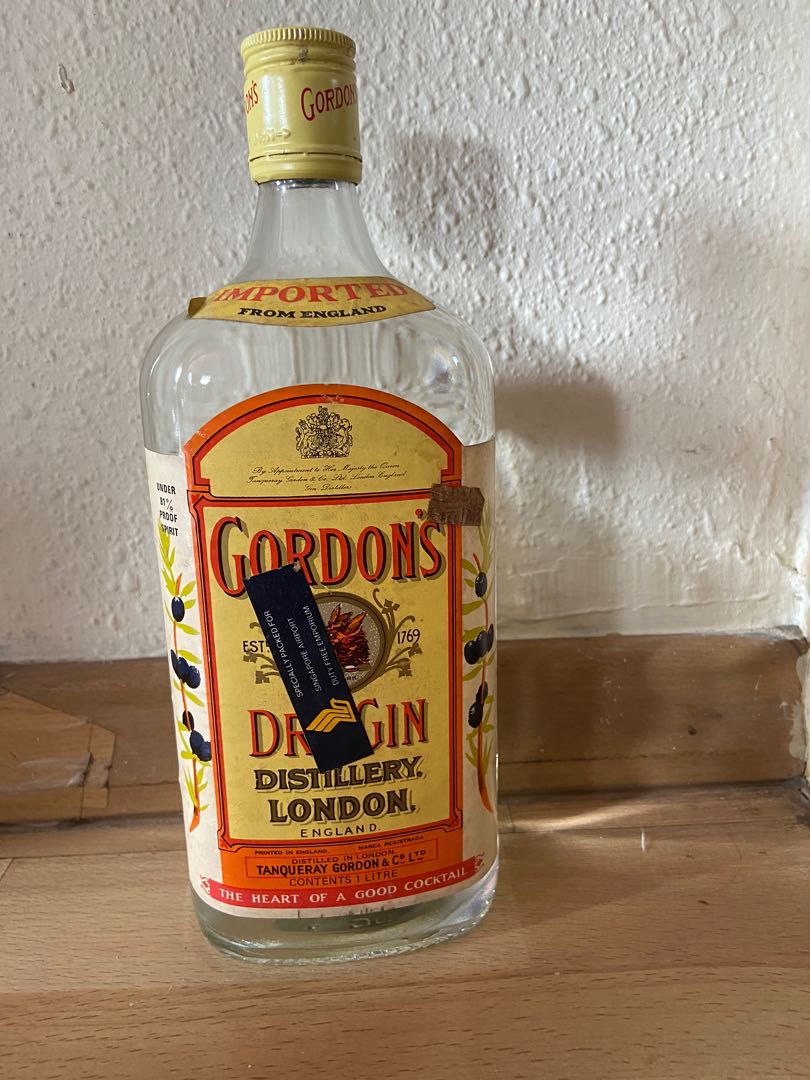 Gordon’s Dry Gin, Food & Drinks, Alcoholic Beverages on Carousell