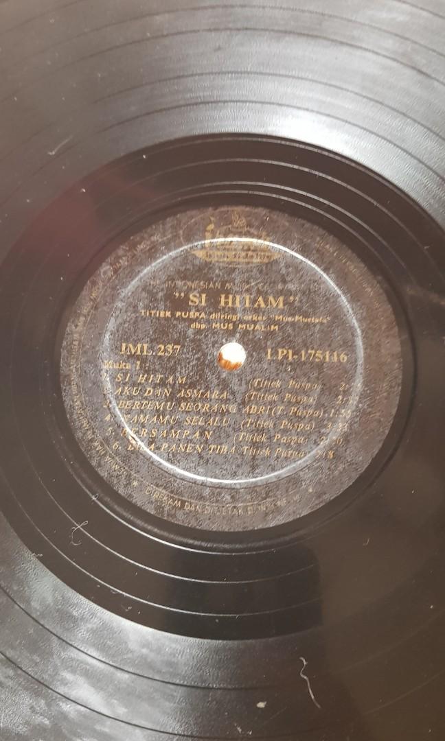 kaset vinyl piringan hitamsi hitam titiek puspa mus mustafa mus mualim ...
