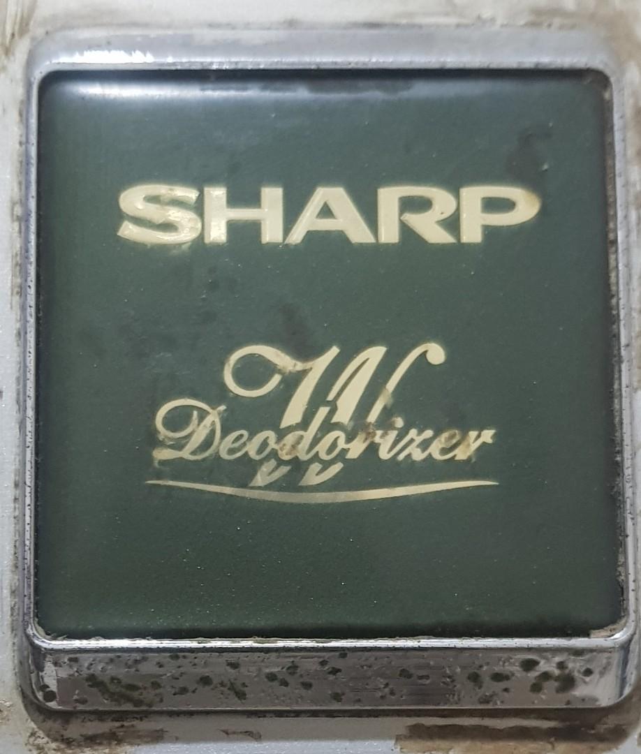 Kulkas 2 pintu Sharp Deodorizer, Kitchen & Appliances di Carousell