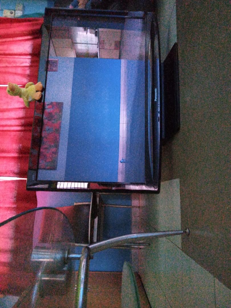 Panasonic plasma TV made in 2009, TV & Home Appliances, TV ...