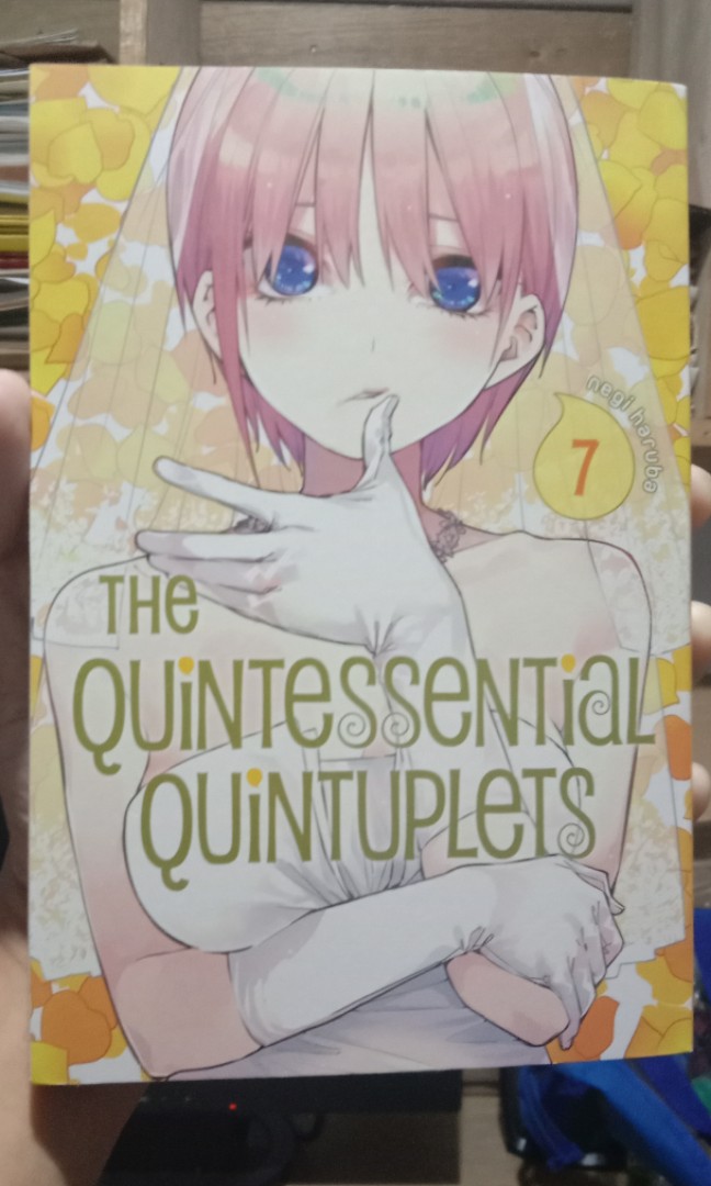 Quintessential Quintuplets Volume 7, Hobbies & Toys, Books & Magazines ...