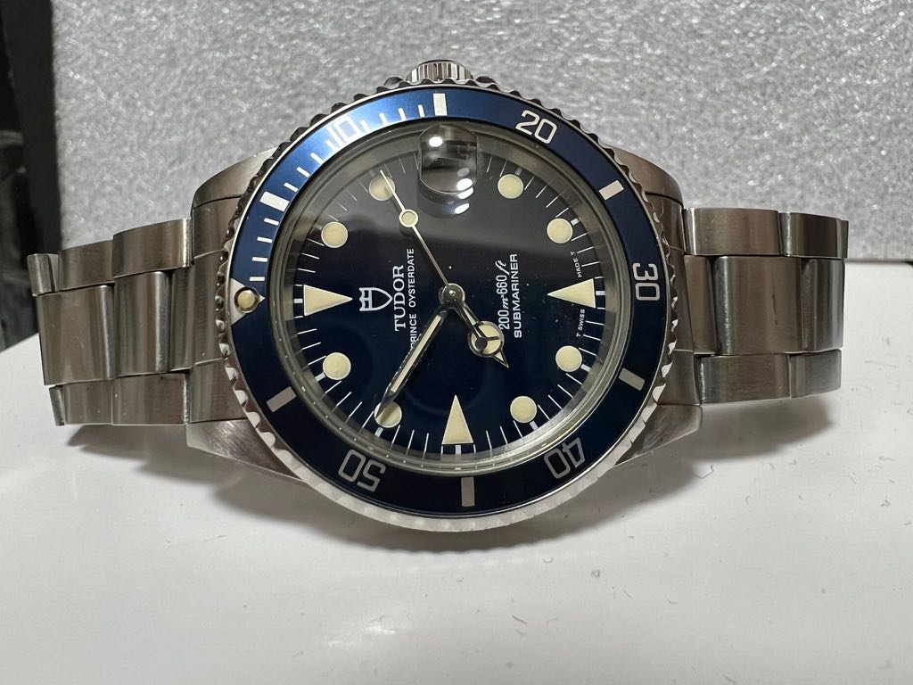 Rare TUDOR SUBMARINER BLUE 75090 36mm, Luxury, Watches on Carousell