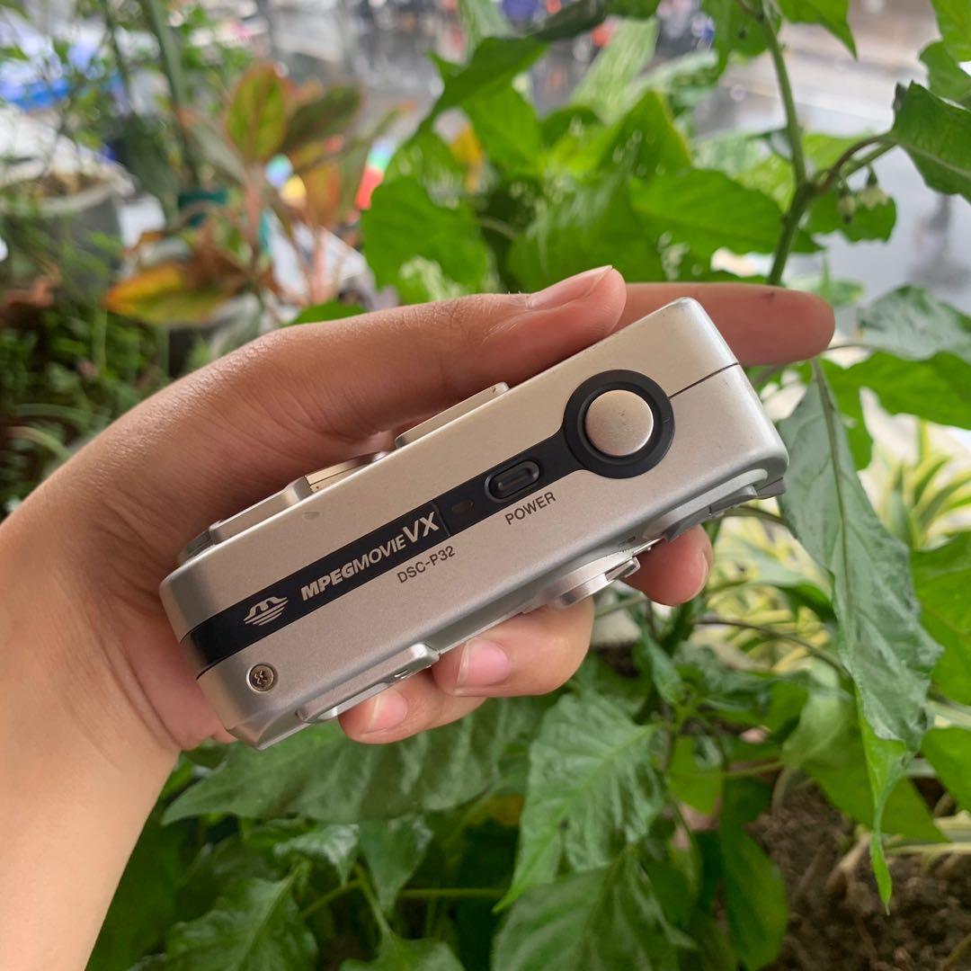 Rare Vintage Sony Cybershot Digicam, Photography, Cameras on Carousell