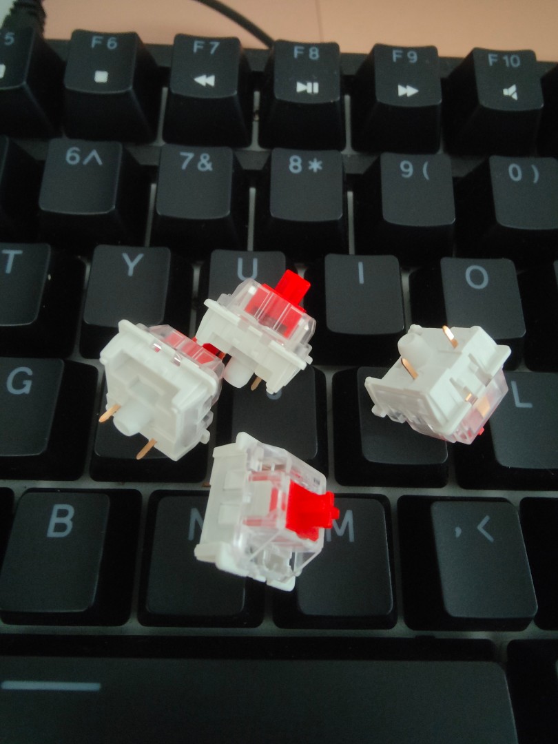 Red switches Royal Kludge RK x98, Computers & Tech, Parts & Accessories ...
