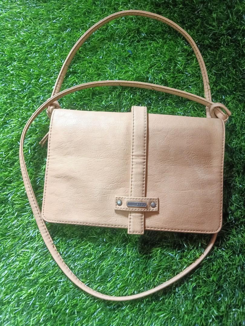 Roxy tas original authentic, Fesyen Wanita, Tas & Dompet di Carousell