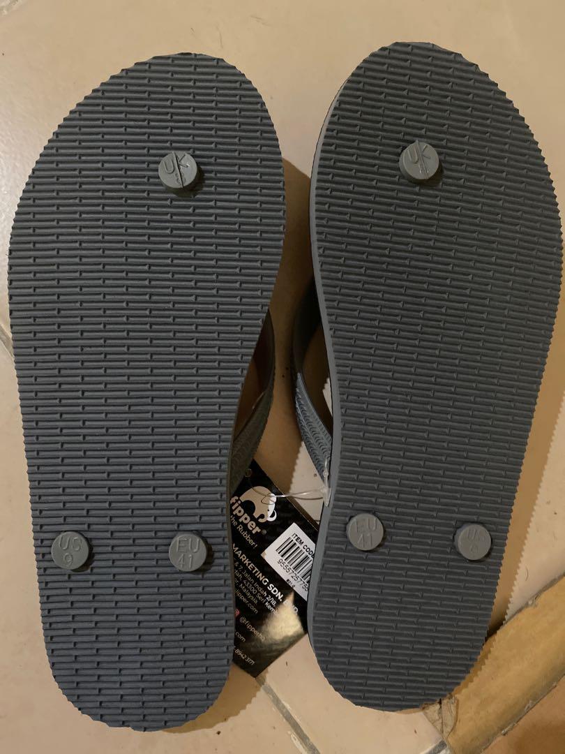 Slipper flipper, Men's Fashion, Footwear, Flipflops and Slides on Carousell