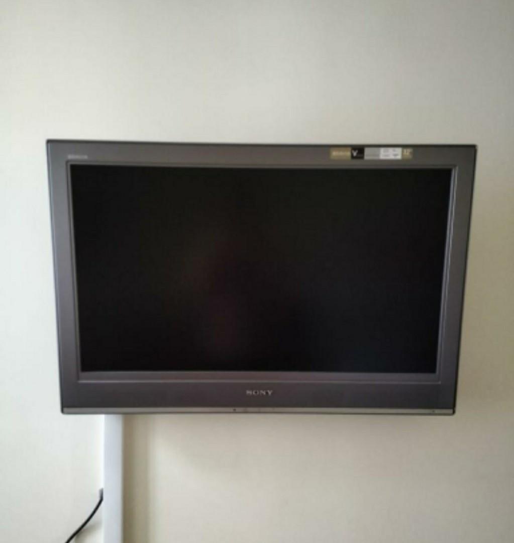 Sony TV - Vega 32 in, TV & Home Appliances, TV & Entertainment, TV on ...