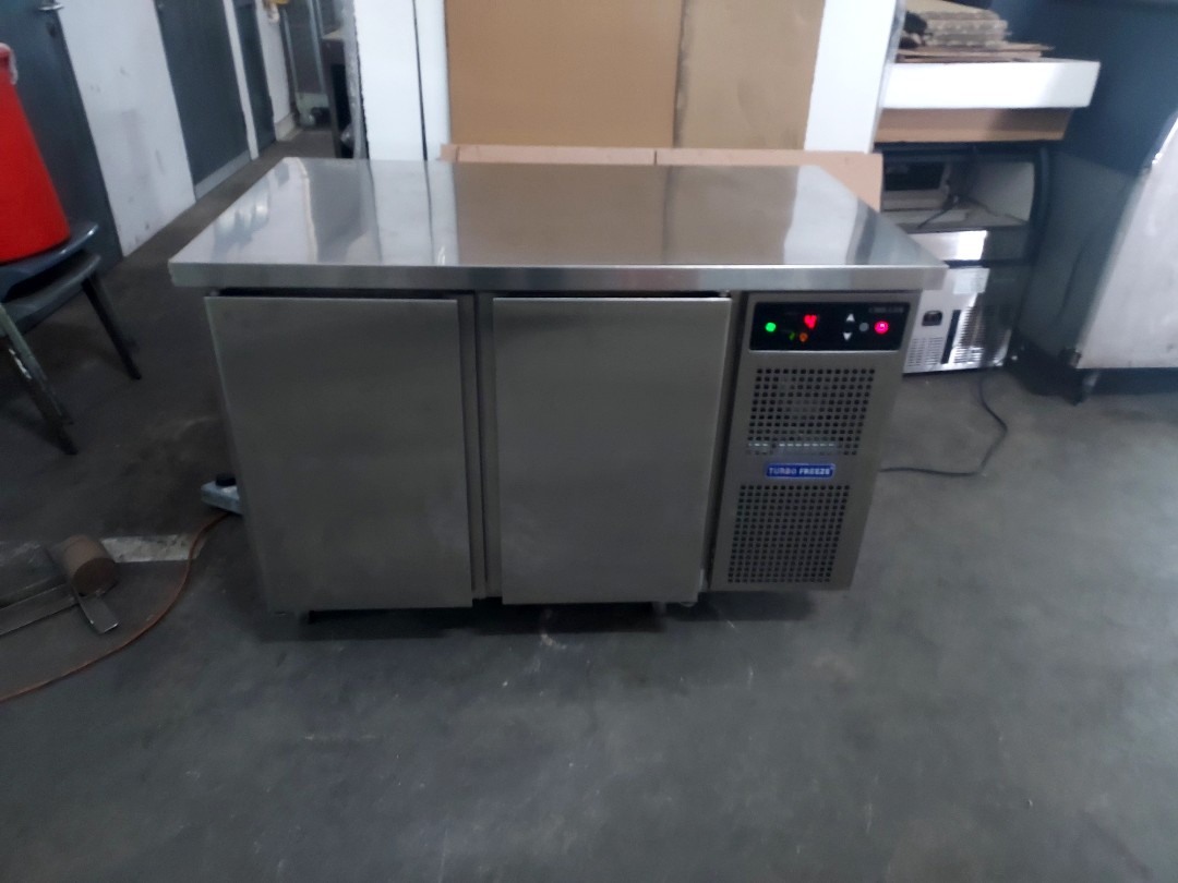 Ss 2 door table chiller, TV & Home Appliances, Kitchen Appliances ...